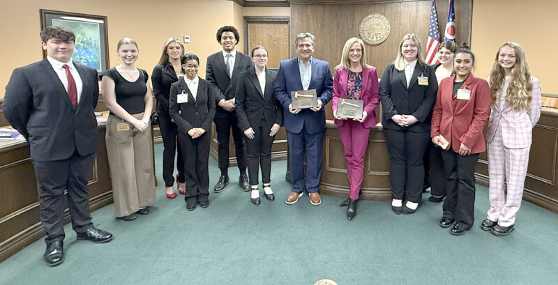 Showing appreciation | News, Sports, Jobs - The Herald Star